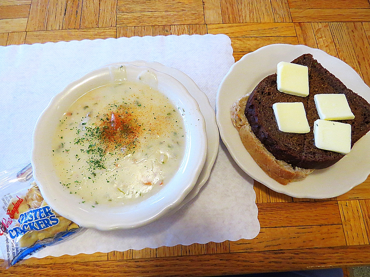 Otis Cafe: The Oregon Coast Restaurant You Can't Miss - Eating The ...